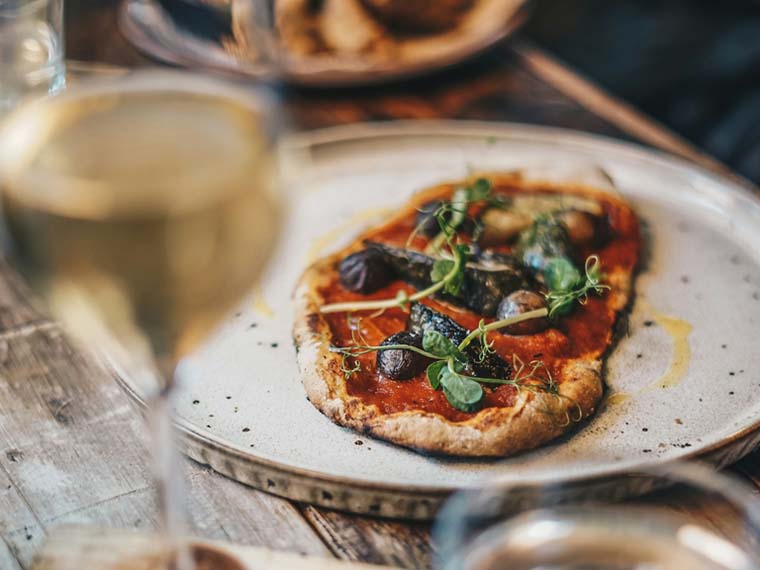 gallery-3 – Sips & Stones